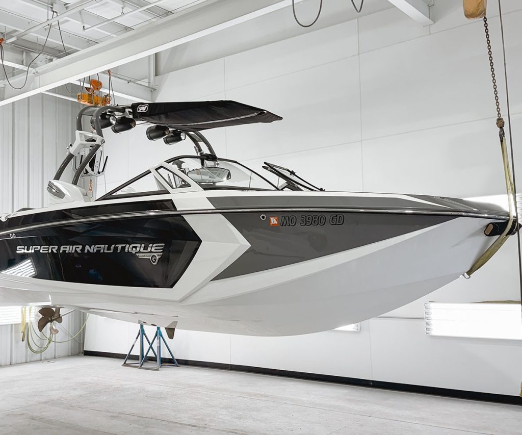 Tulsa, OK Boat Fiberglass Repair | Structural Hull Damage